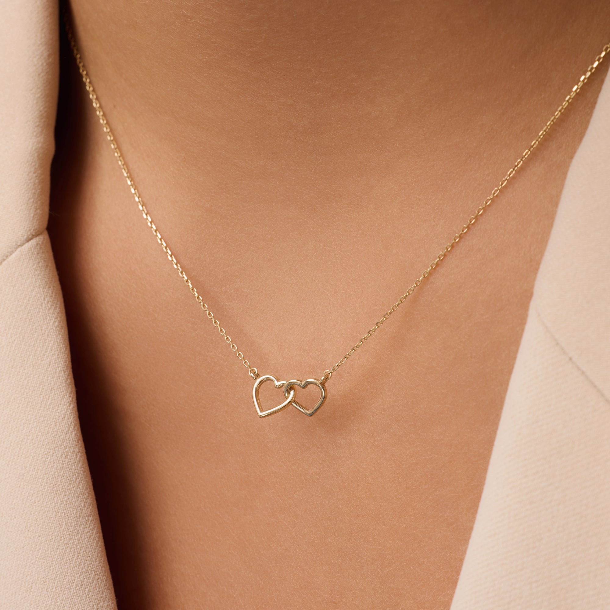 Linked Heart Pendant Necklace 14 Karat Gold for Women